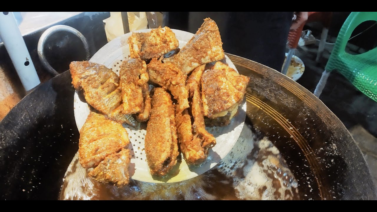 Khan Baba Fish | Chapli Kabab Special | G-15 Street Food | Islamabad ...