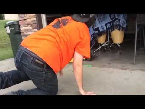 B-money twerk