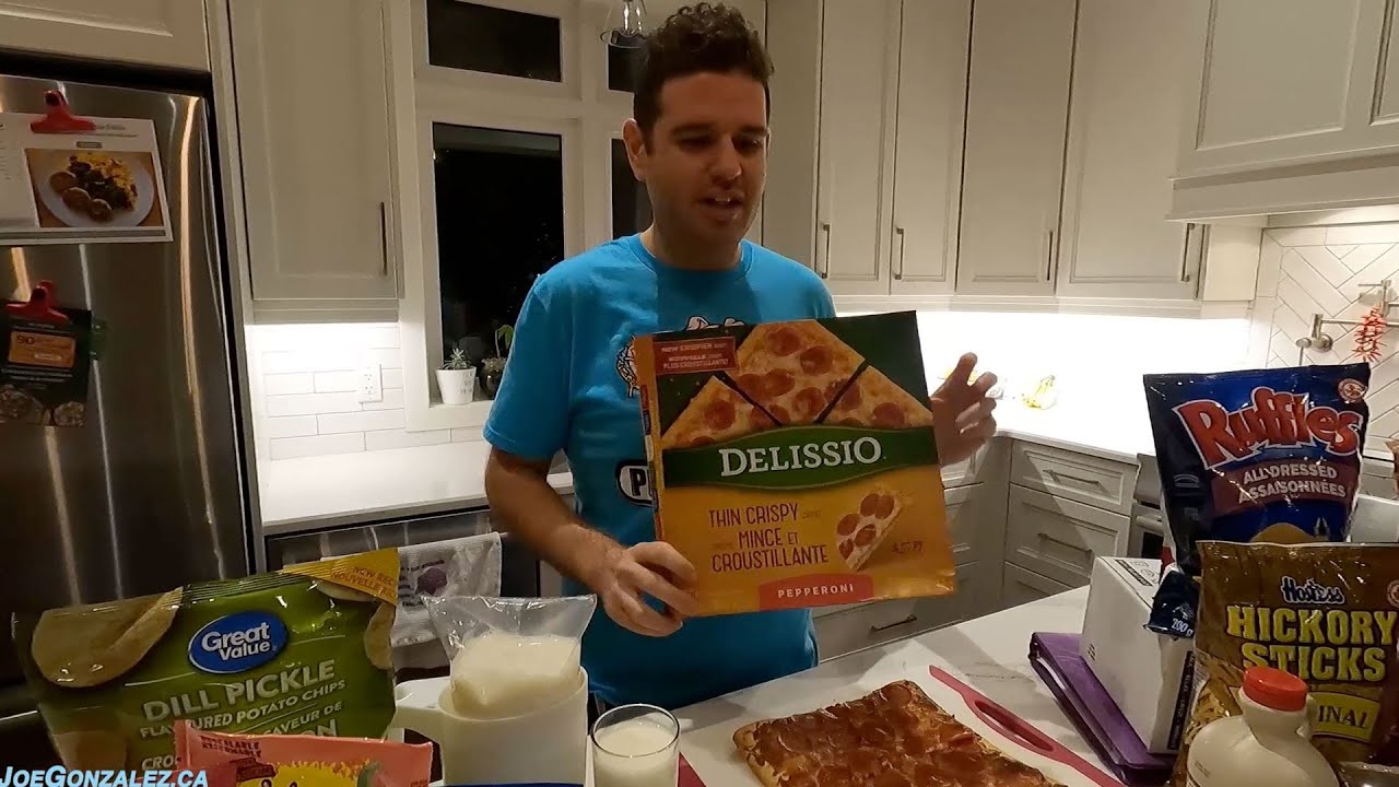 DELISSIO Pizza Review - YouTube