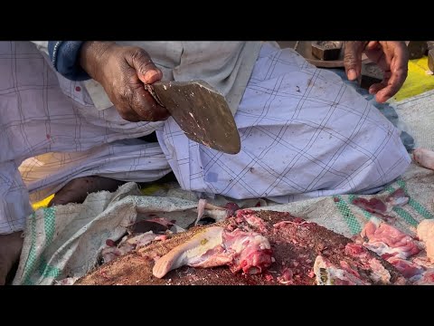 🐐Bakra cutting Mandi ki cutting mutton cutting #muttoncutting - YouTube