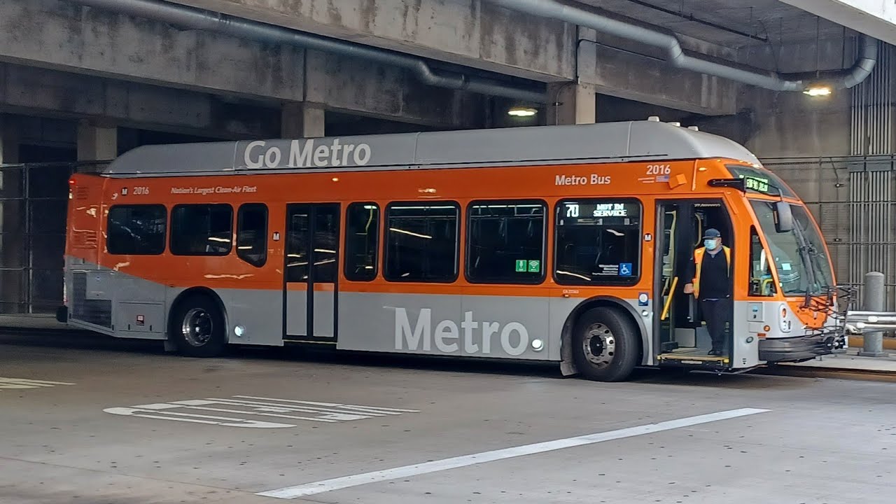 LACMTA 2022 ENC Axess BRT CNG #2016 - YouTube