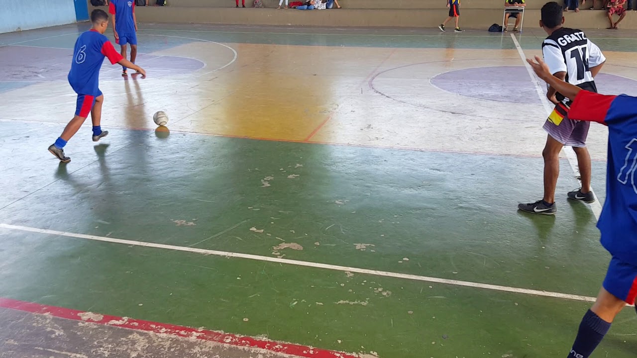 Interclasses 2018: 9°A x 9°B - YouTube