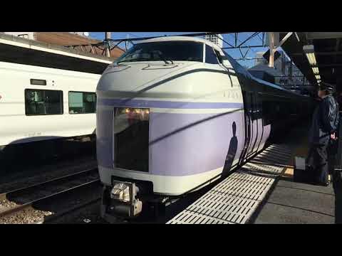 E351系 スーパーあずさ - YouTube