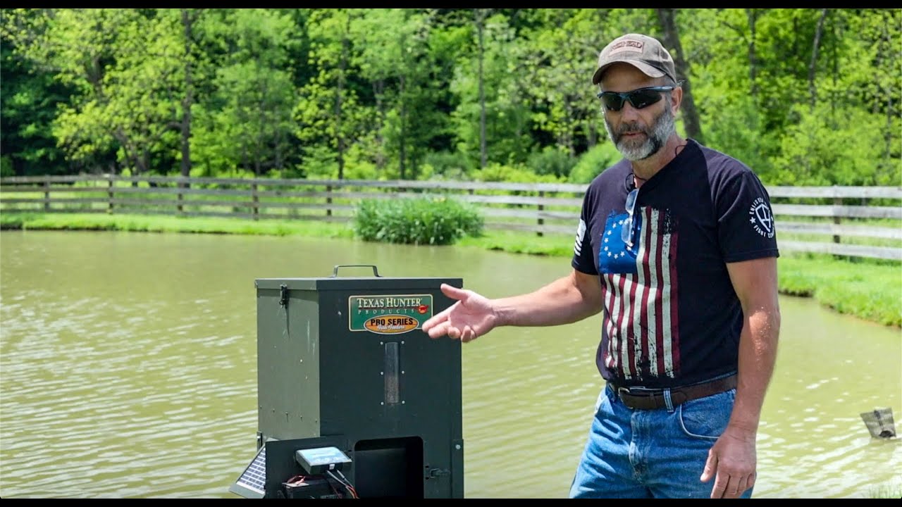 How To Operate Texas Hunter Fish Feeder - YouTube