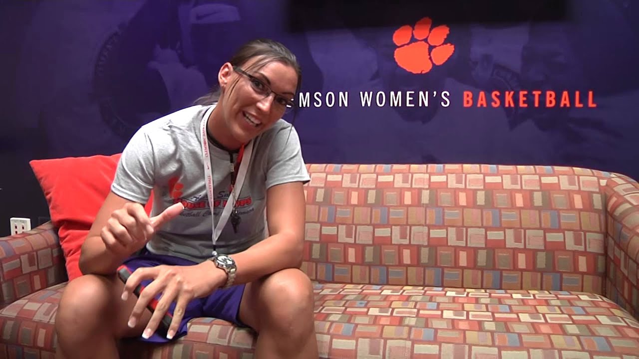 Chillin 4 Charity Coach Kayla Ard - YouTube