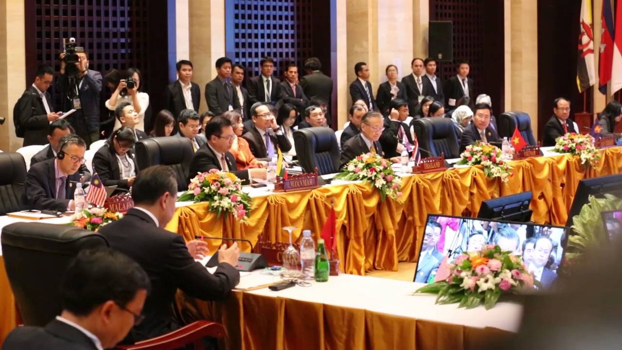 Asean, dialogue partners vow to boost cooperation - YouTube
