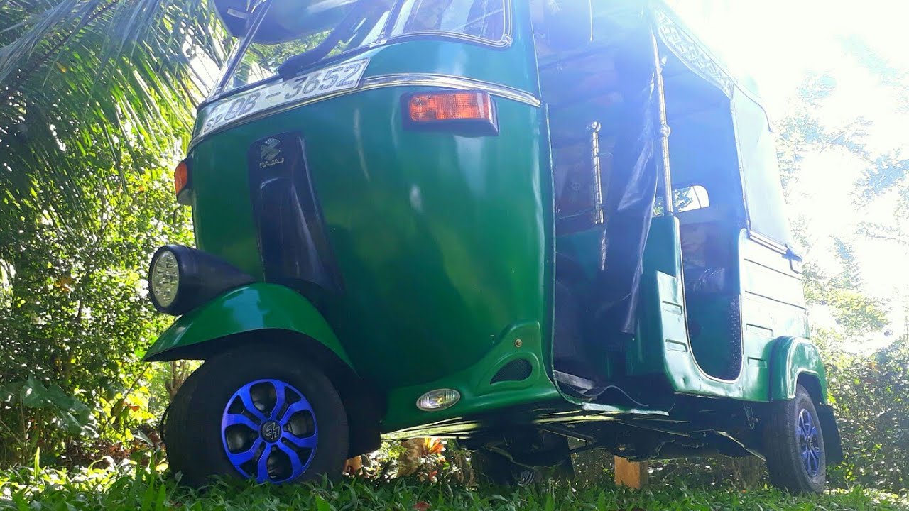 Bajaj Three wheeler / 175 cc / Tuk tuk / 4 stroke / Sri Lanka / Three ...