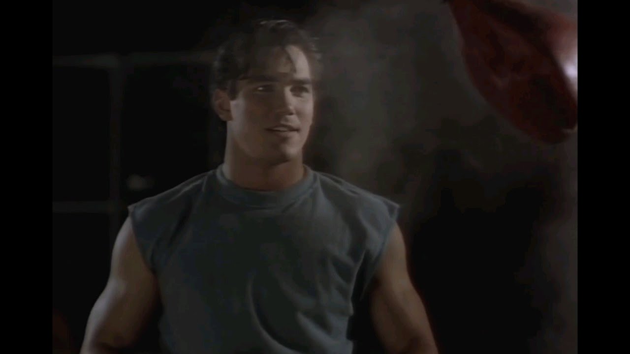 Lois and Clark HD Clip: Not bad for a mild mannered reporter - YouTube