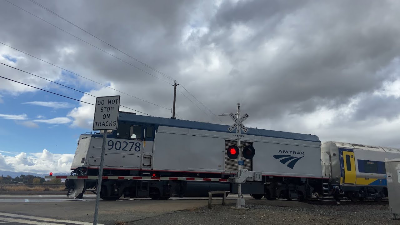 Amtrak California 90278 San Joaquin’s Train East - Delta Road Railroad ...