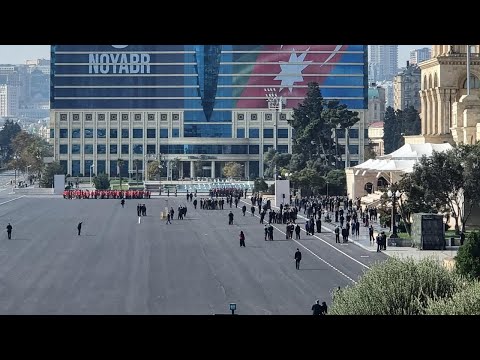 Bakıda hərbi parad keçirilir - Canlı