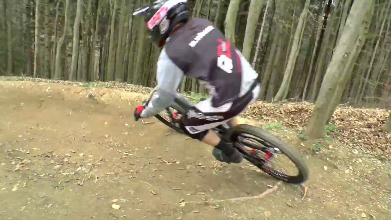 EXTREME Downhill Mountainbike, from Austria TRAINING - YouTube