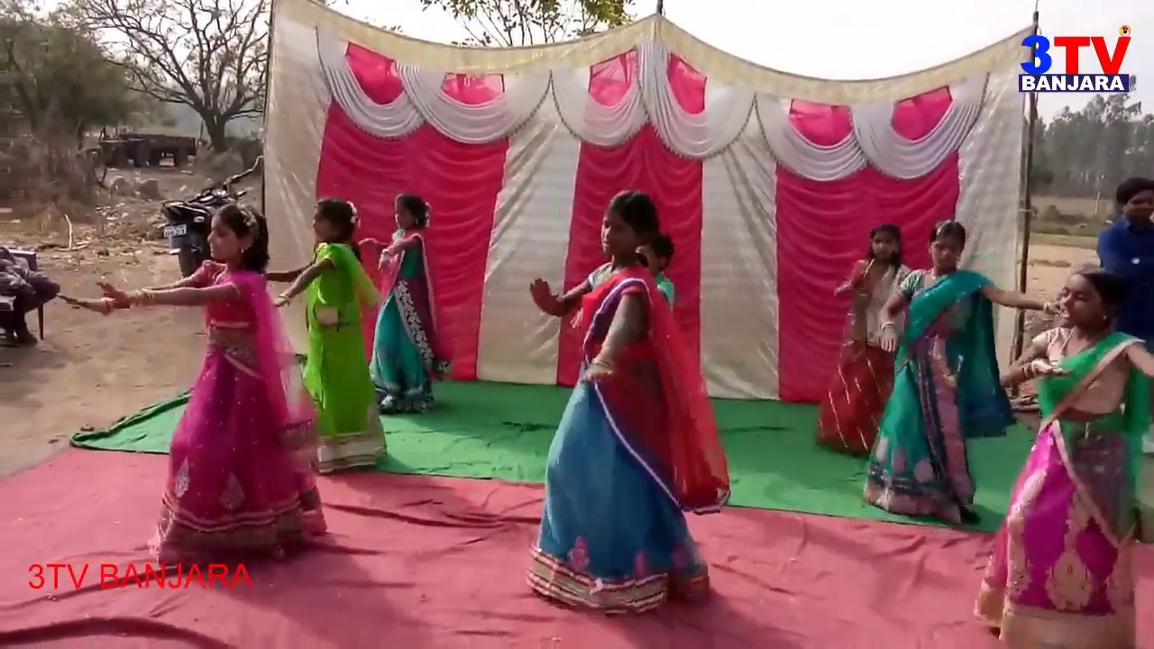 Lambadi Students Amazing Dance on Chinuku Chinuku Chinari Song // Dont ...