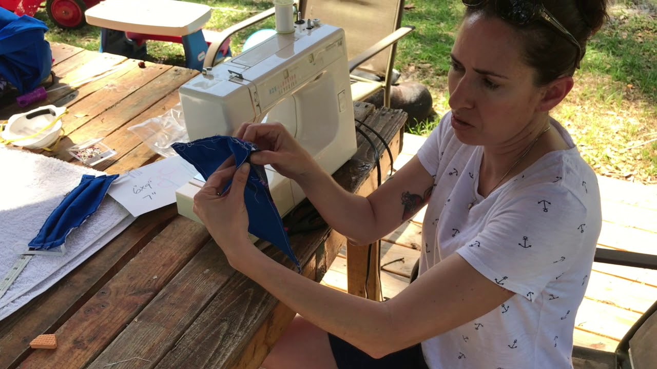 Sewing a face mask - YouTube