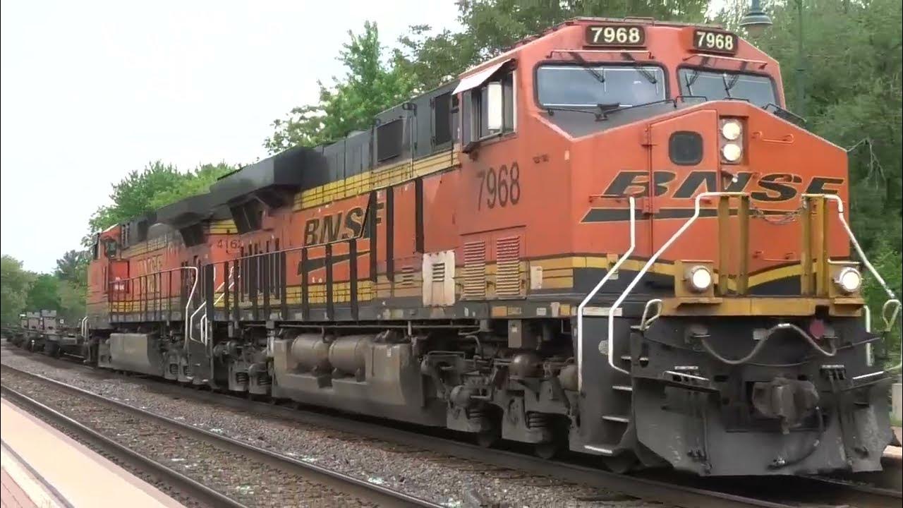 BNSF 7968 Leads Baretable in Princeton, IL 5/13/24 - YouTube