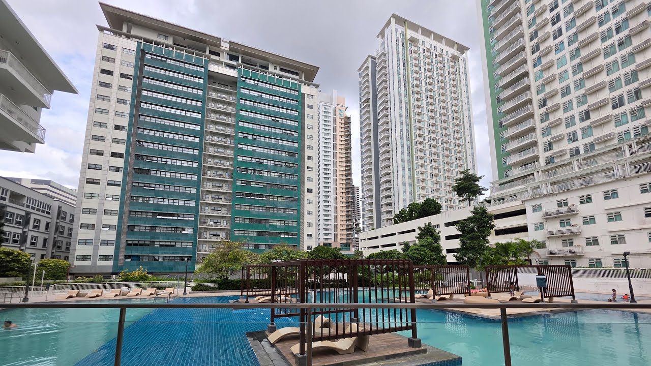 Best Area to Stay in Cebu City? Finding paradise is live - YouTube