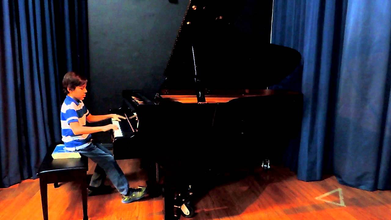 Matthew Villalobos - Variations sur un théme de Mozart M. Glinka - YouTube
