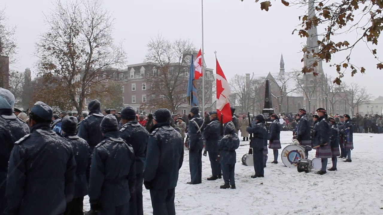 2019-11 Remembrance Day Parade - YouTube