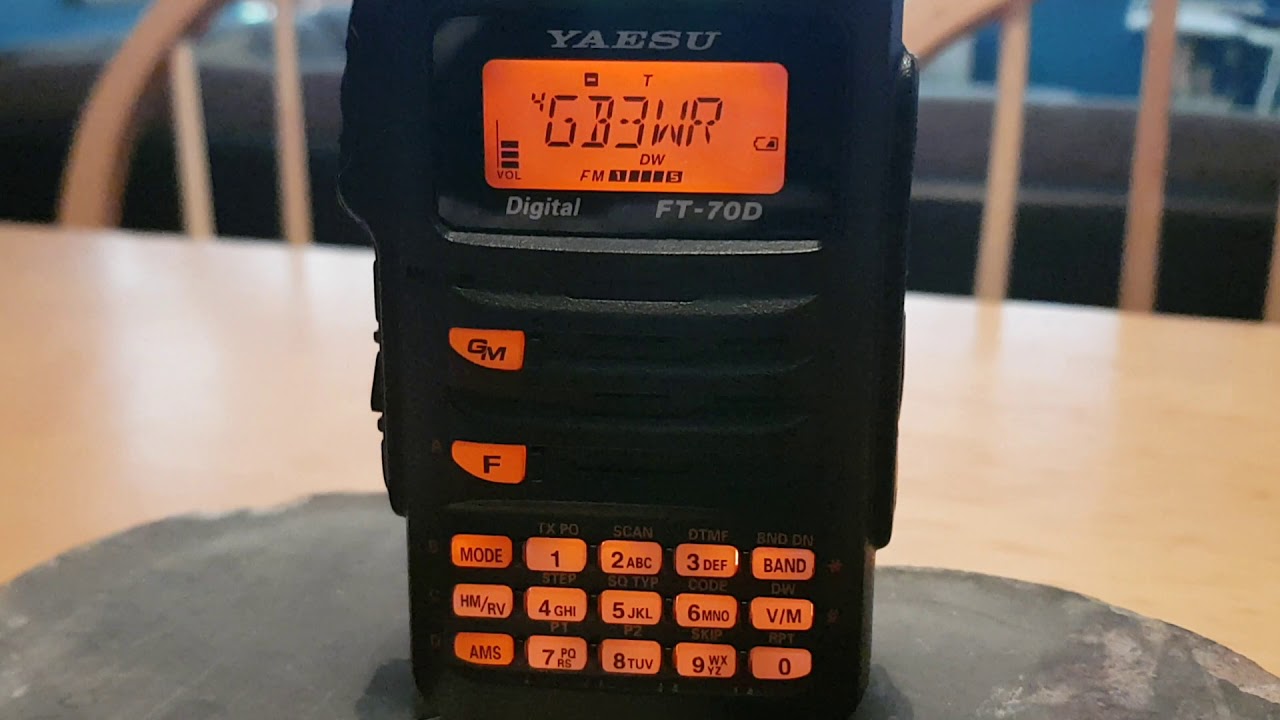 Icom FT70D Dual watch in action - YouTube