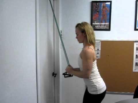 Band Tricep Press - YouTube