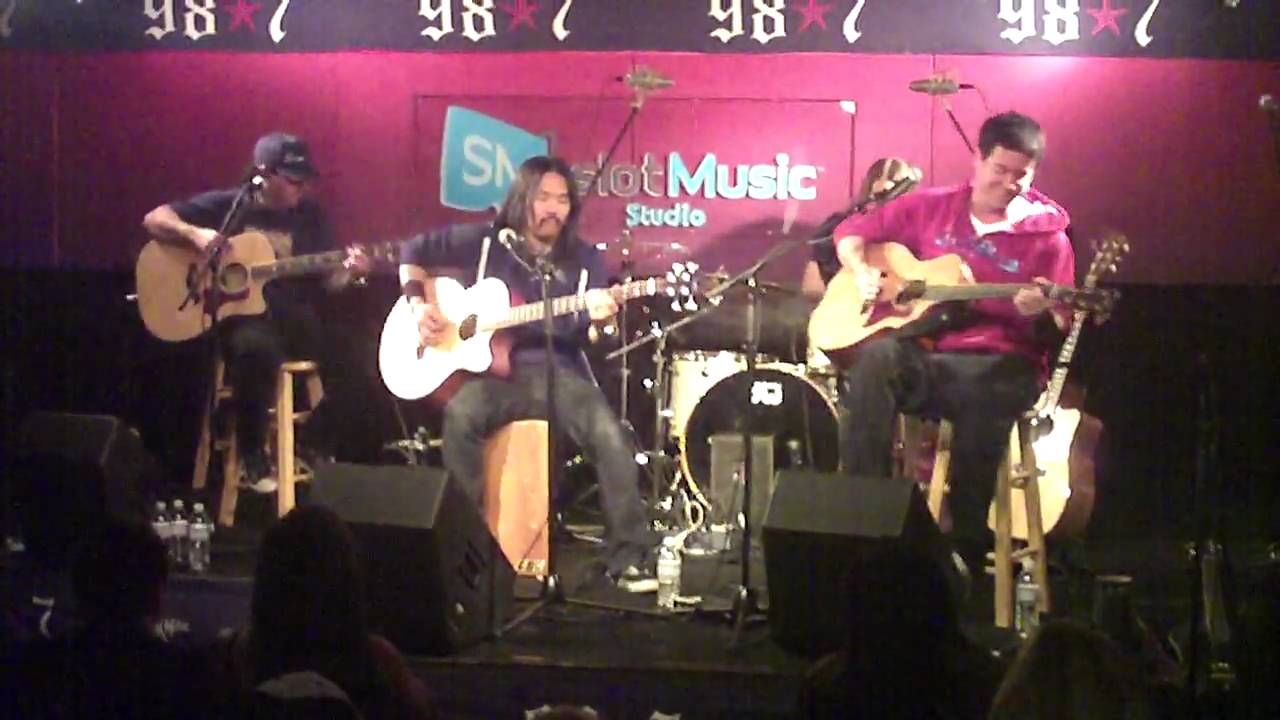 Unwritten Law Acoustic Cailin - YouTube