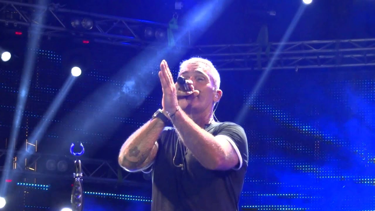 stelios rokkos - ΖΩ - live thessaloniki ΔΕΘ 2014 - YouTube