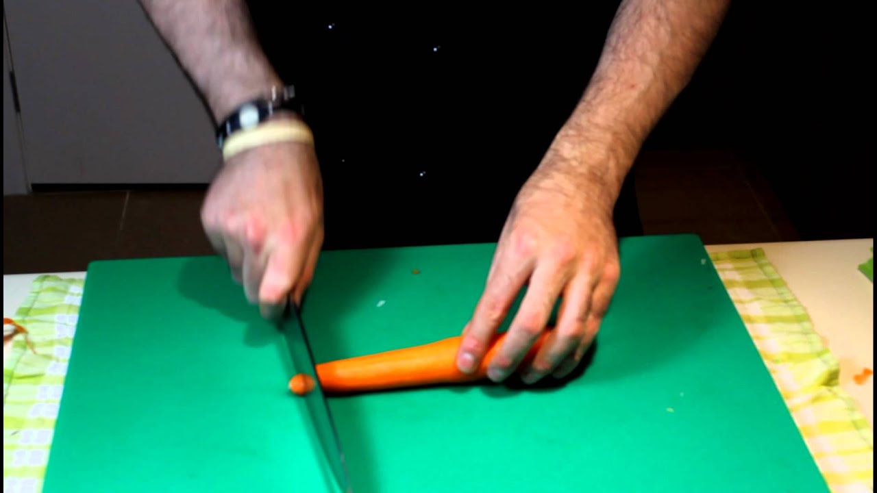 Adams Apples - Fine Dice a Carrot (Brunoise) - YouTube
