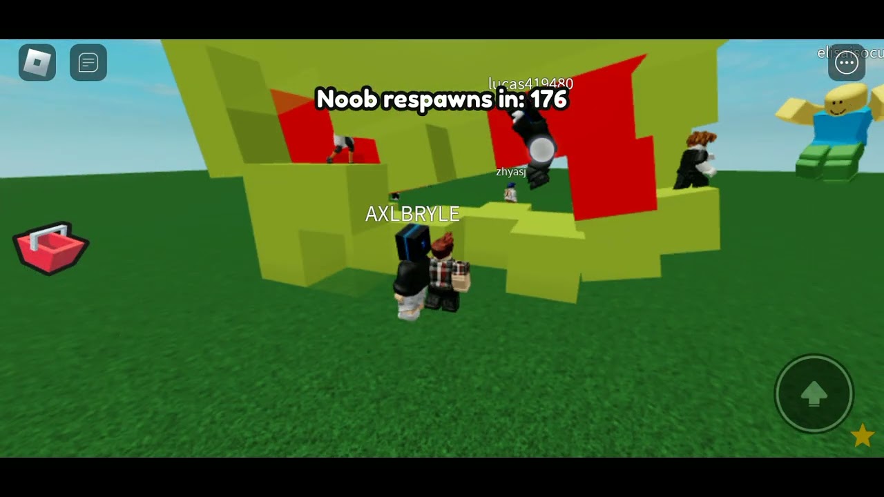 Playing Game "Eat baby Noob" Invited by my sister - YouTube
