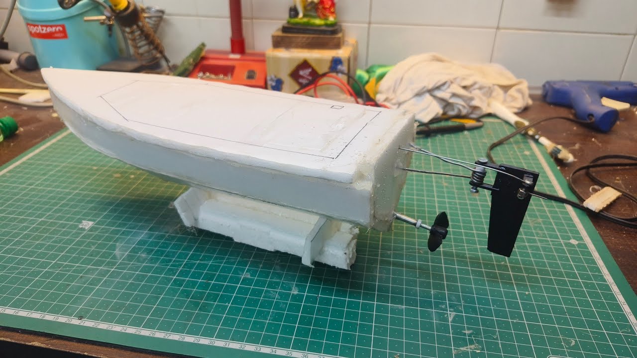 Powerful Rc Boat Test | Dolphin | E-TRAILBLAZER - YouTube