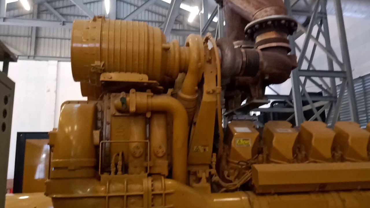 Start up C175 caterpillar engine - YouTube