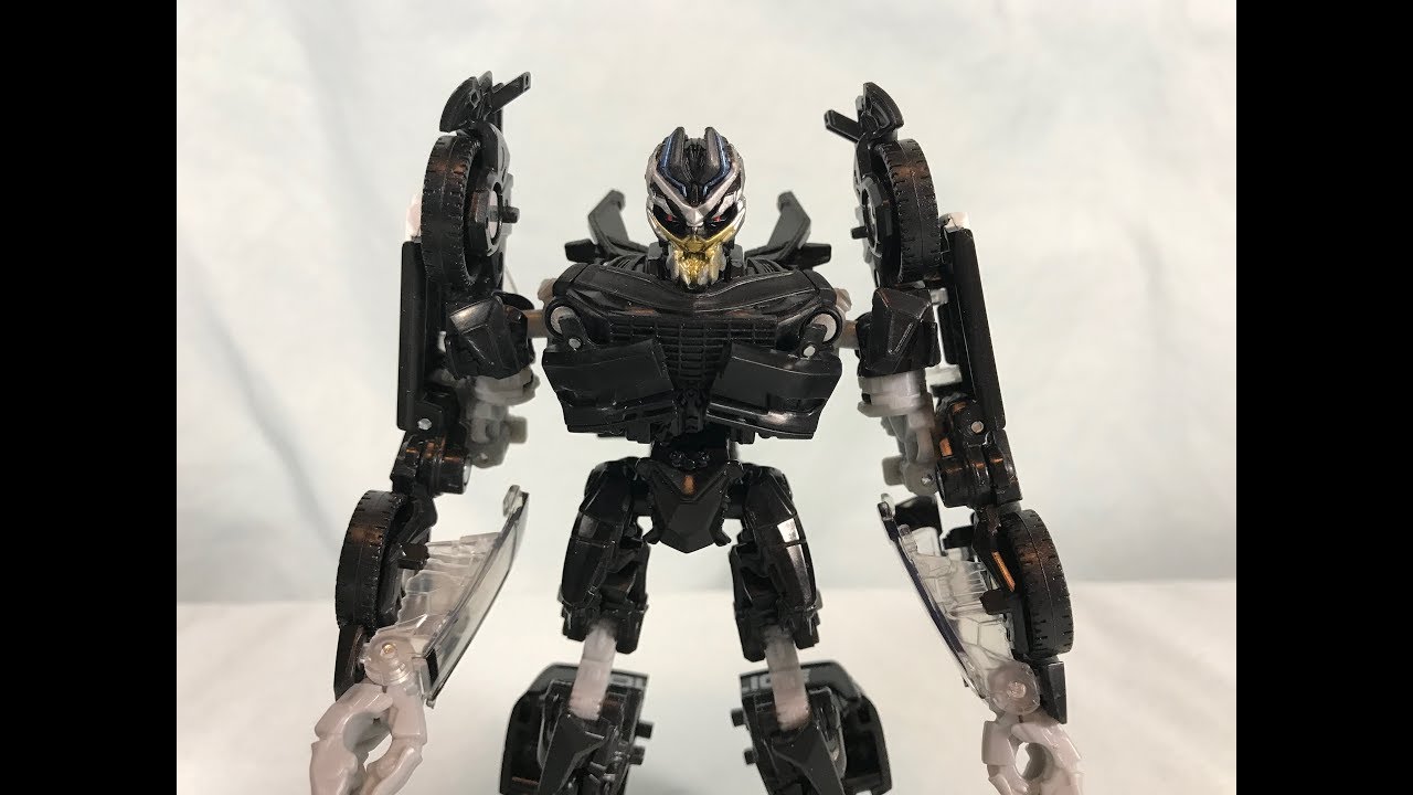 Transformers Studio Series 28 Deluxe Class Barricade Review - YouTube