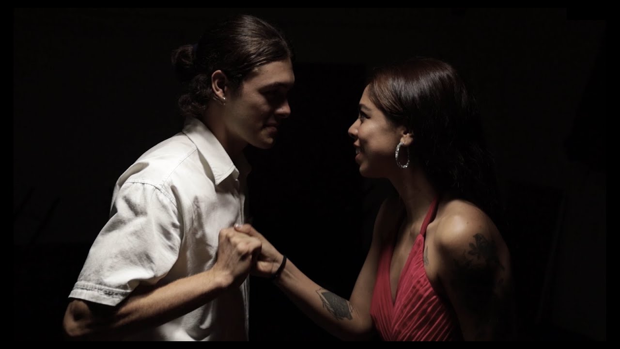 Victor Leal - Un último baile (Video Oficial) - YouTube