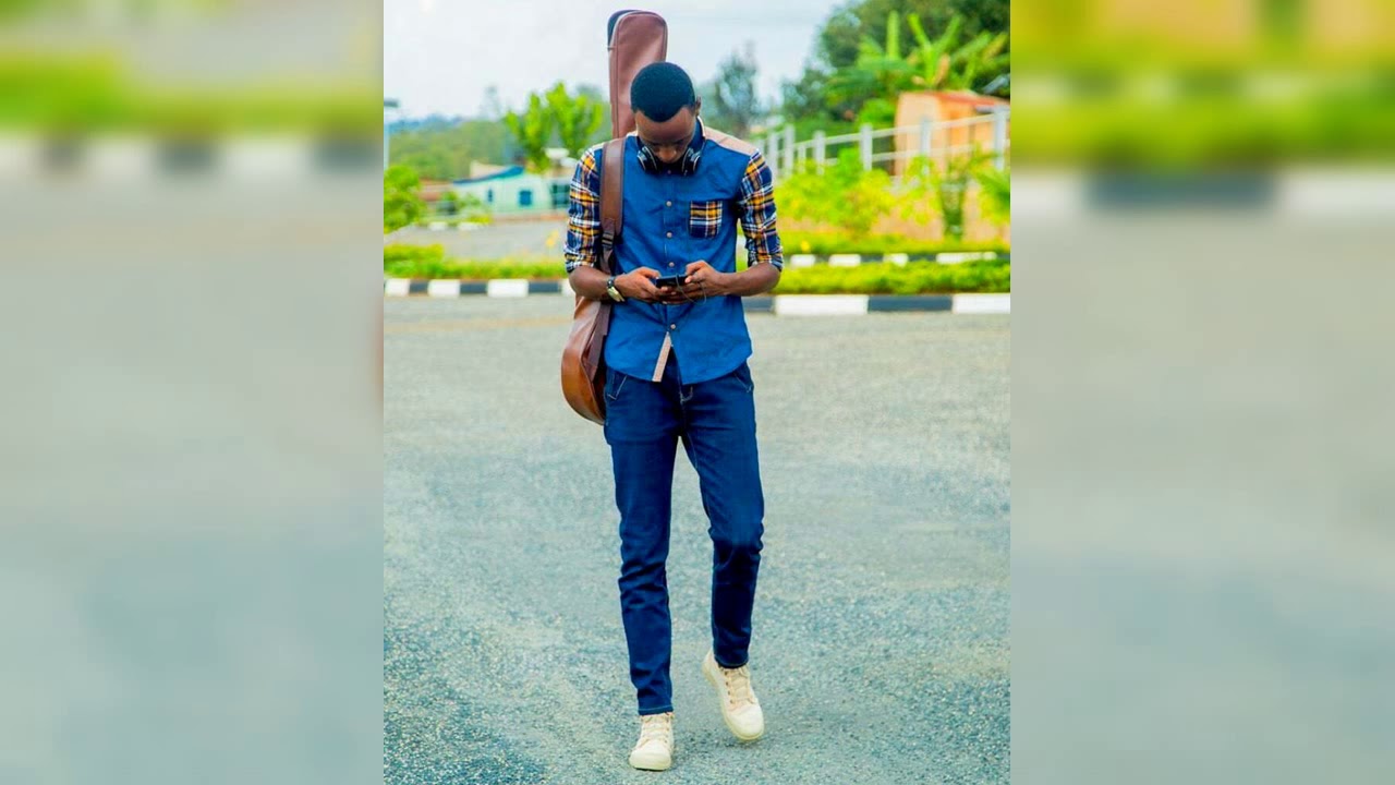 Ugendane Nanjye by Papi Clever (Official audio 2017) - YouTube