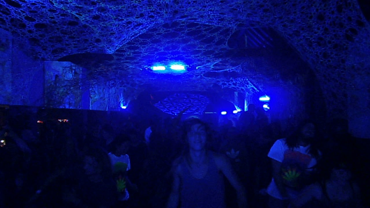 Ohm Mind - Unleash The Ohm & Out Of Galaxy - Live Act @Belgian Connection - YouTube