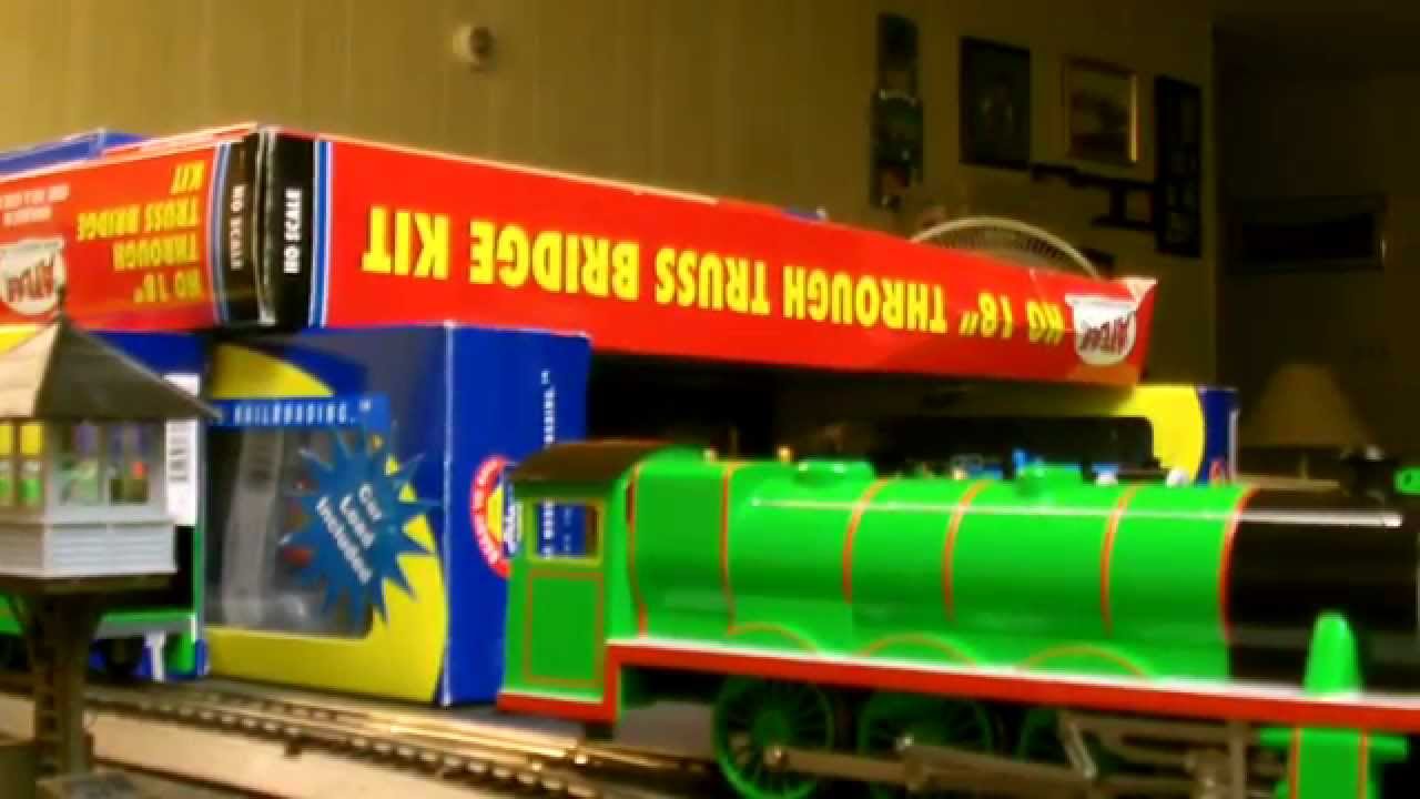 Bachmann Henry the Green Engine Review - YouTube