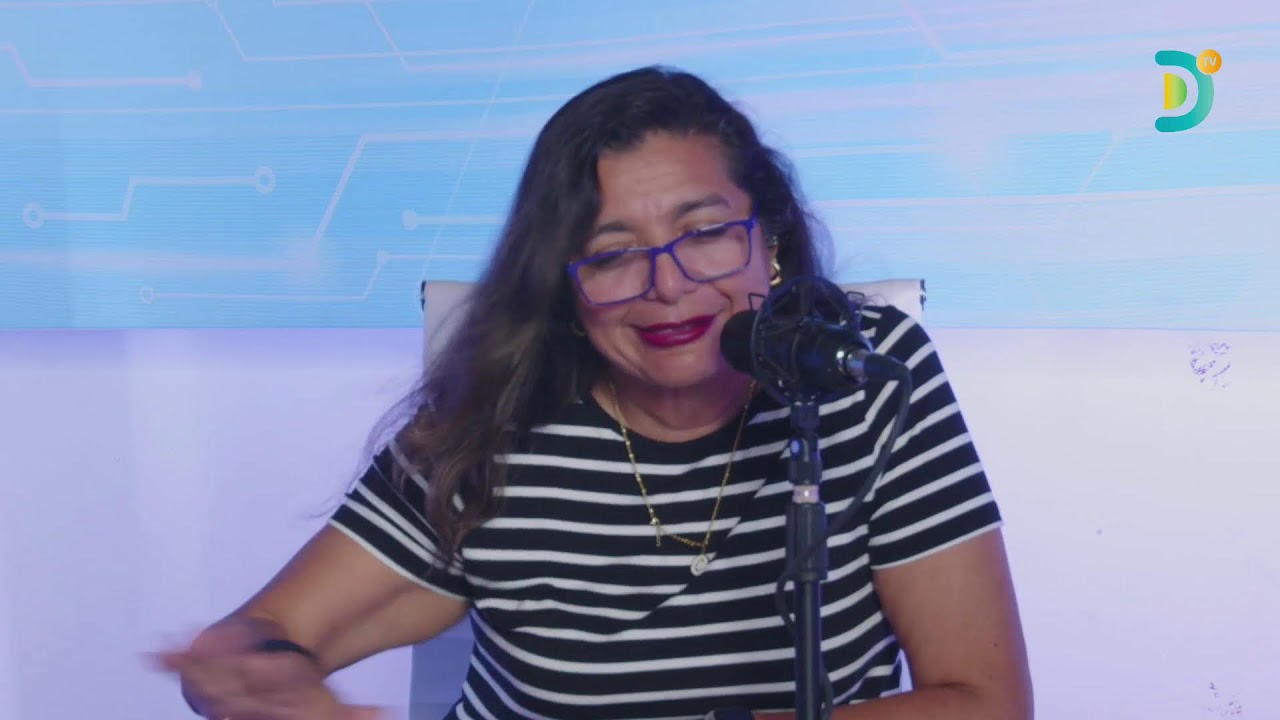 EN VIVO | EN LA CHARLA - YouTube