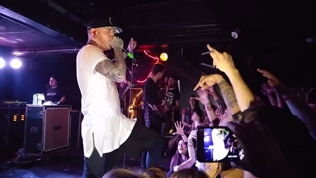 Chelsea grin Crewcabanger live 2016 - YouTube