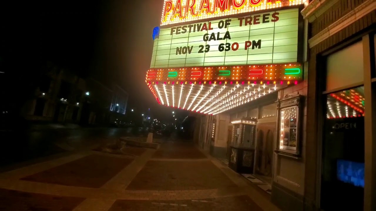 Paramount Theater Anderson Indiana - YouTube