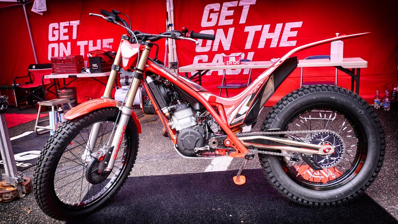 GASGAS TXT RACING 2T 300cc - YouTube