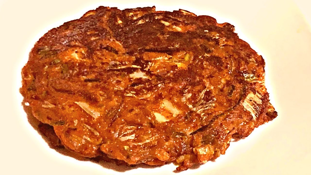 Kimchi Pancake. Country-style kimchi pancakes. Spicy and tasty recipe ...