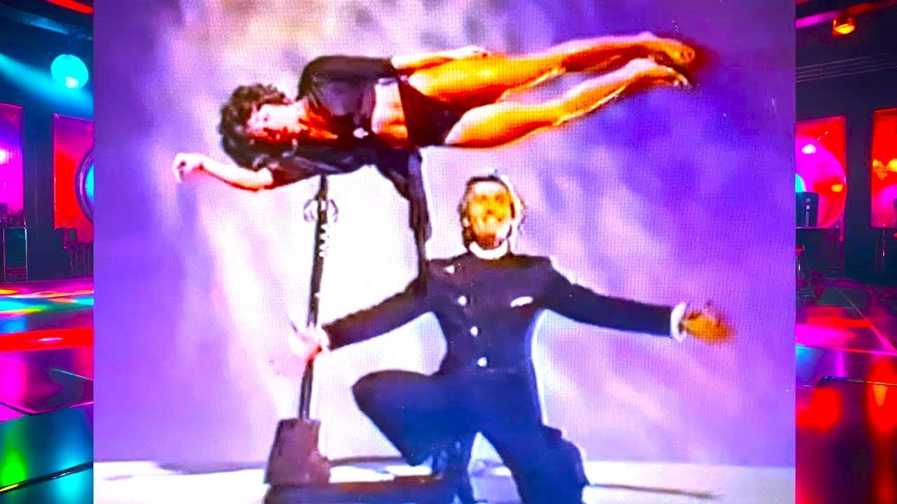 What is the Greatest Magic Trick Ever?? Mike looks for the Worlds best ...