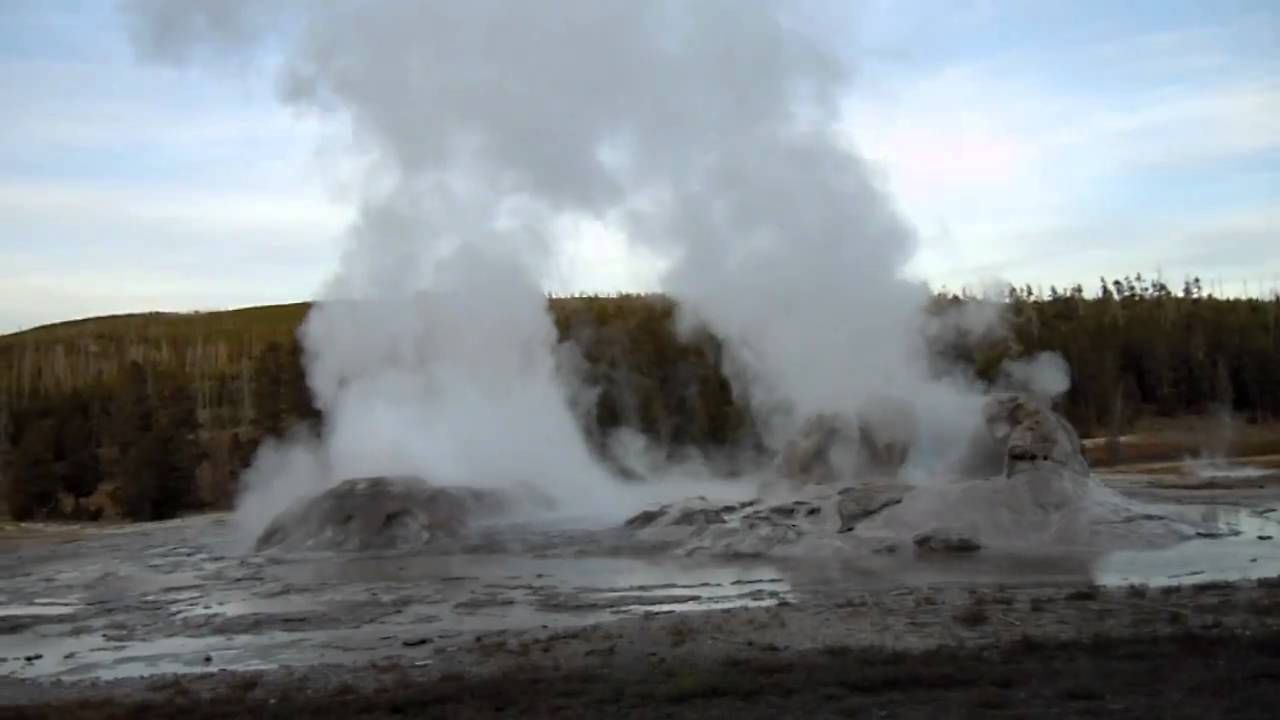 Eruption of Rocket and Grotto Geysers - YouTube