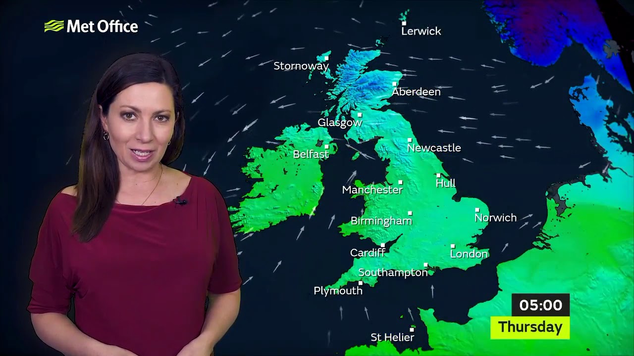 Clare Nasir Makes Winter Hot Met Office February 4th 2021 - YouTube