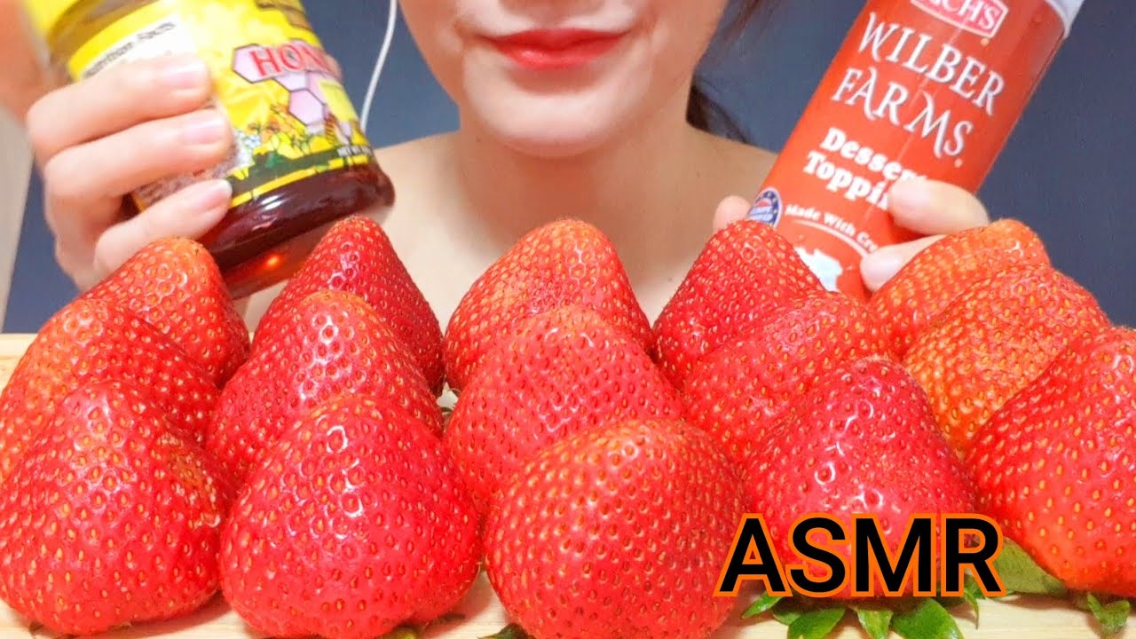 ASMR STRAWBERRIES WITH WHIPPED CREAM & HONEY 🍯 | ( กินสตอเบอร์รี่ราด ...