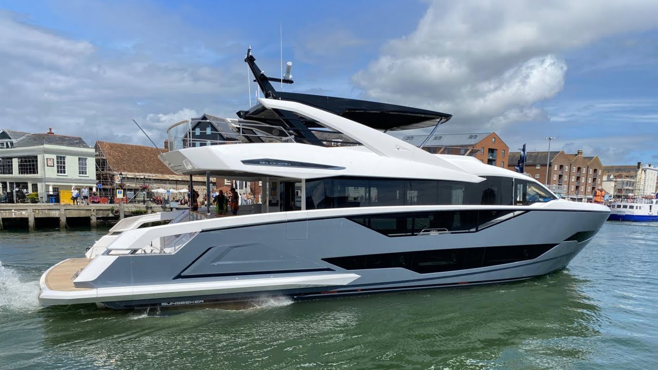 The Award Winning Sunseeker 90 Ocean Breaks New Boundaries - YouTube