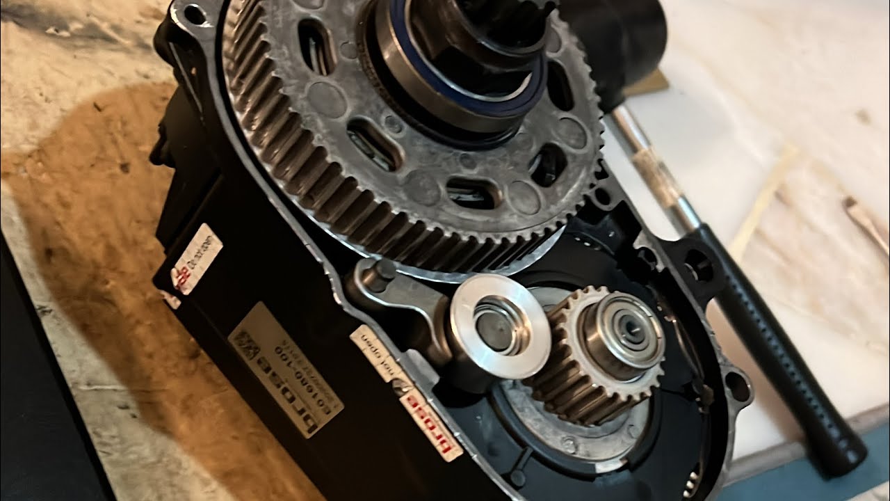 Specialized Turbo Levo Comp | Brose Gen 2 Belt Replacement - YouTube