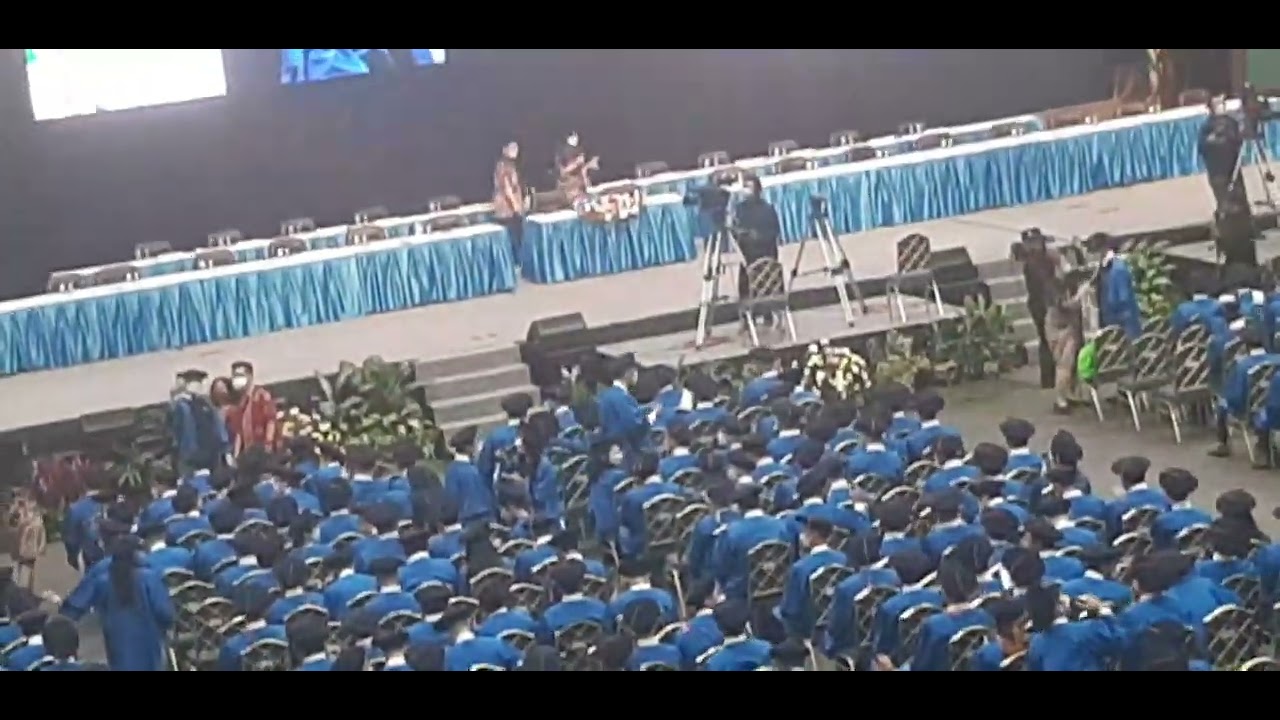 Binus Graduation 66 10 Des 2022 #binusian #binusuniversity - YouTube