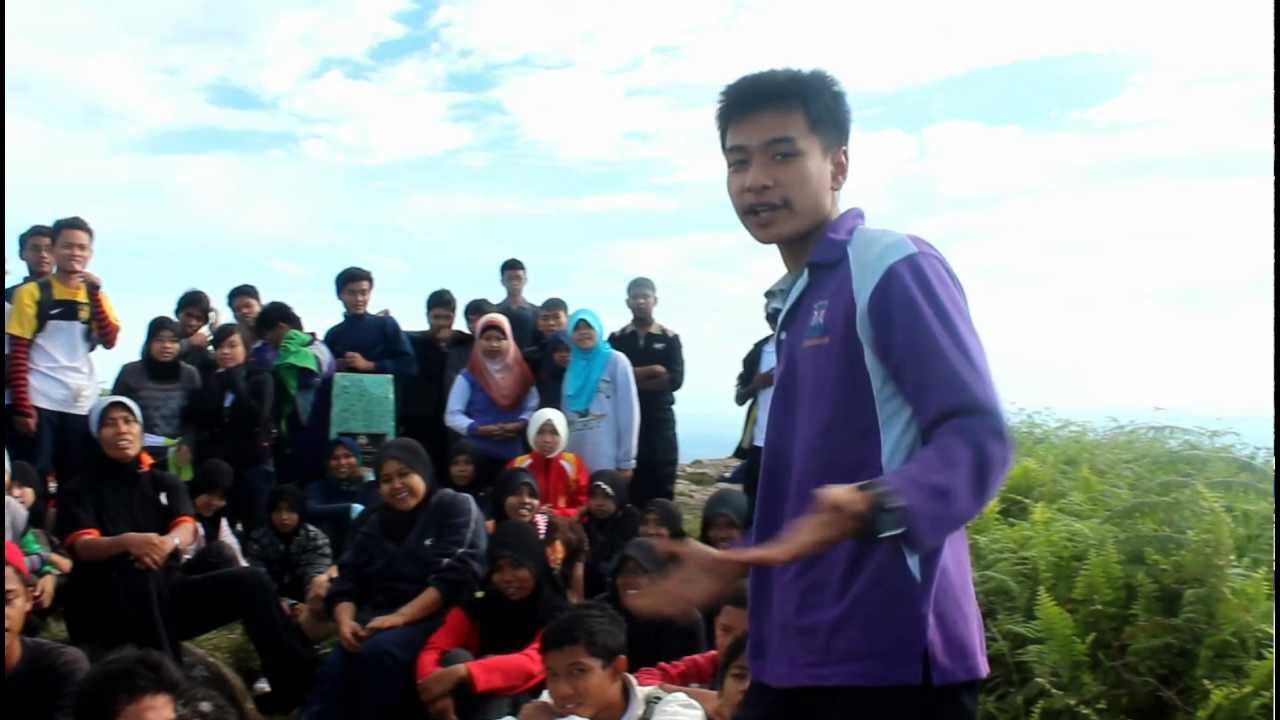 KEJAYAAN EKSPEDISI GUNUNG LEDANG SMK TELOK DATOK 27 APRIL 2012 - YouTube