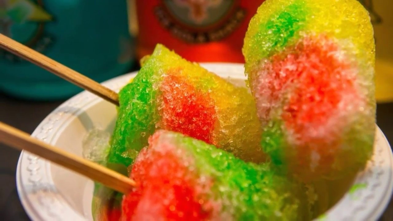 Ice Gola India - Indian street desserts - Indian famous street food ice ...