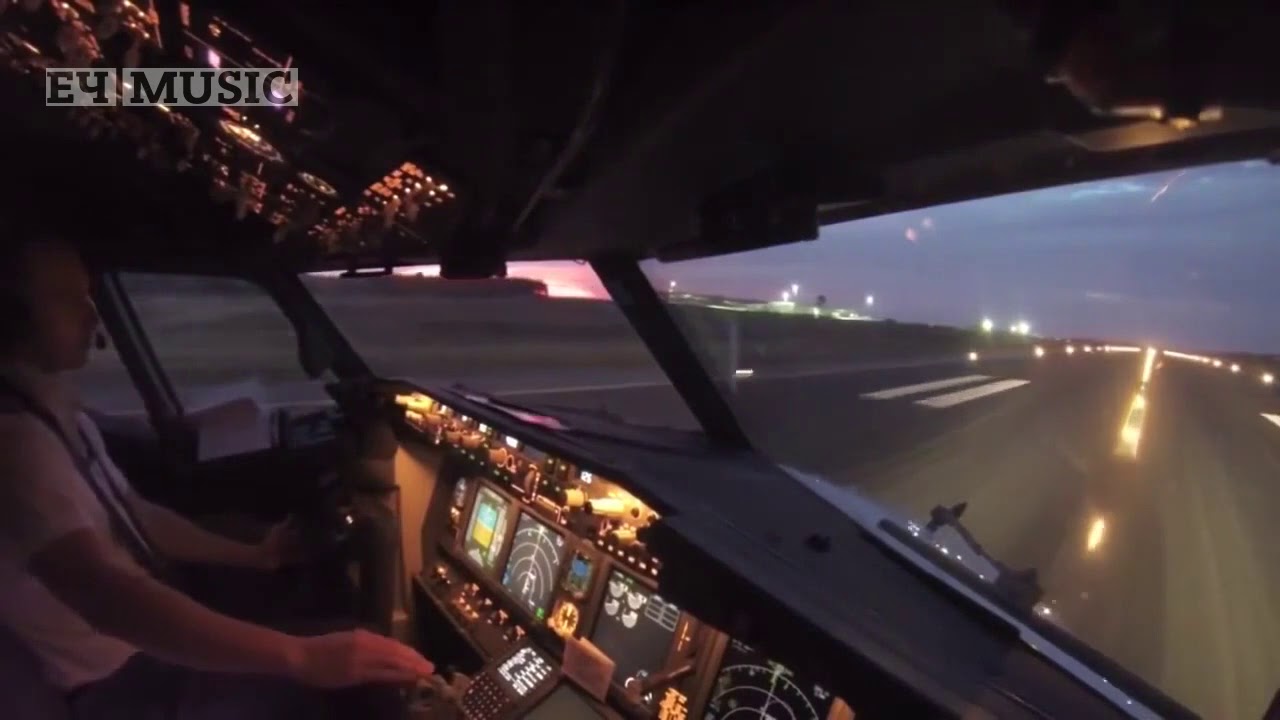 720 BM™ Boeing 737 800 NG - YouTube