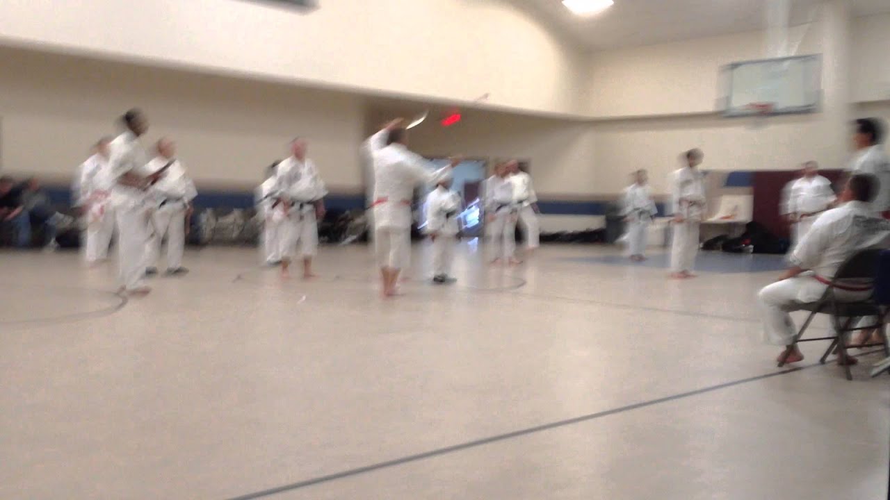 Shorei Goju Ryu Standards Review 2013 Seminar - Kama Kata - YouTube